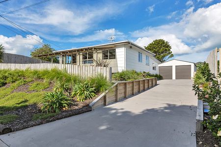 Rentals in One Tree Point, One Tree Point - myRent.co.nz