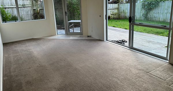 Unit for rent Auckland | 15A Burnside Court, Rosedale - myRent.co.nz