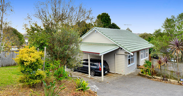 House for rent Auckland | 39A Seaview Road, Glenfield - myRent.co.nz