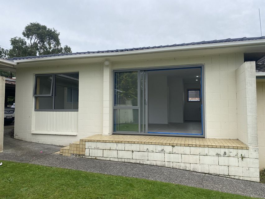 Unit for rent Auckland | 2/7 Tawa Road, Onehunga - myRent.co.nz