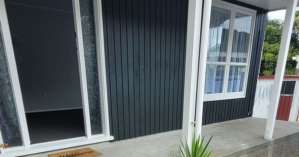 Unit for rent Lower Hutt | 11B Kaponga Street, Wainuiomata - myRent.co.nz