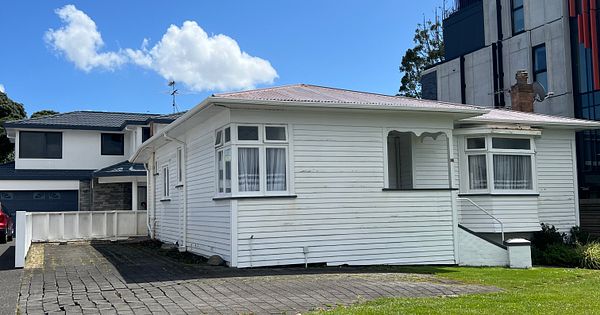 House for rent Auckland | 98 Point Chevalier Road, Point Chevalier ...