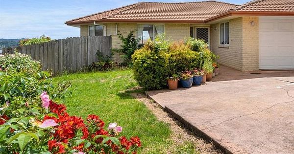 House for rent Auckland | 39 Bluebird Crescent, Unsworth Heights ...