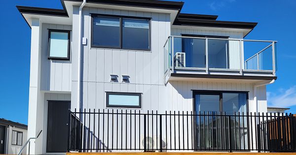 Townhouse for rent Auckland | 46A Hart Road, Hauraki - myRent.co.nz