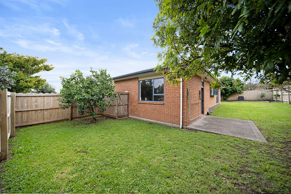 House for rent Auckland | 16 Eastland Road, Flat Bush - myRent.co.nz